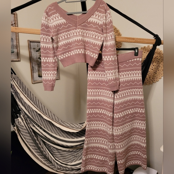 Magnolia Boutique | Sweaters | Mauvemocha Lounge Sweater Set | Poshmark